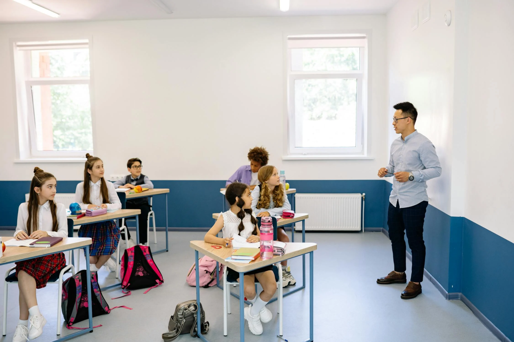 6 Reasons Why You Should Consider Becoming a Traveling Teacher